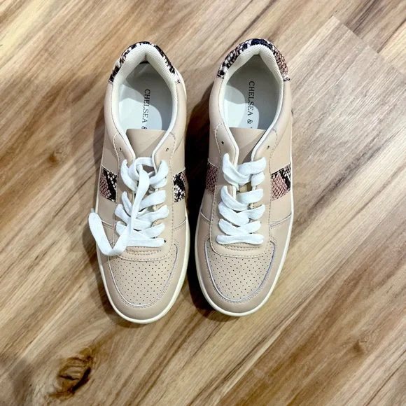 Chelsea & Violet | Shoes | Chelsea Violet Leather Platform Sneakers ...